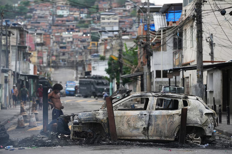 Cómo esconde a sus líderes el Comando Vermelho: favelas convertidas en ...